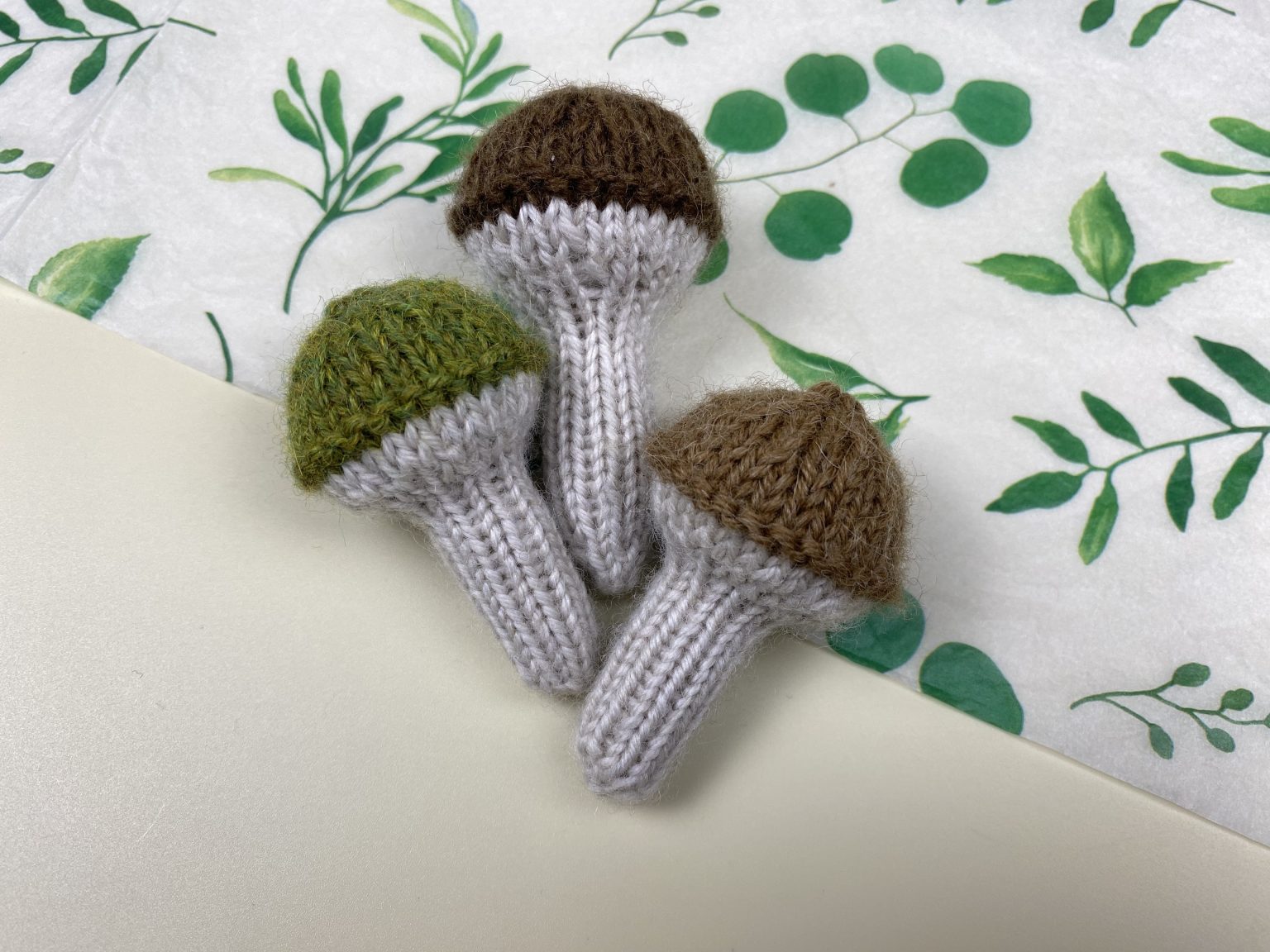 Cozy Autumn Mushrooms – Knitting Pattern - MayLilyKnitting.com